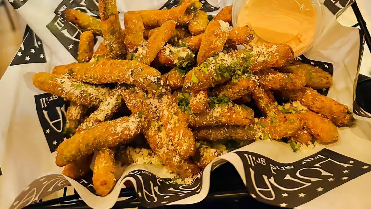 Food – Luna Bar & Grill