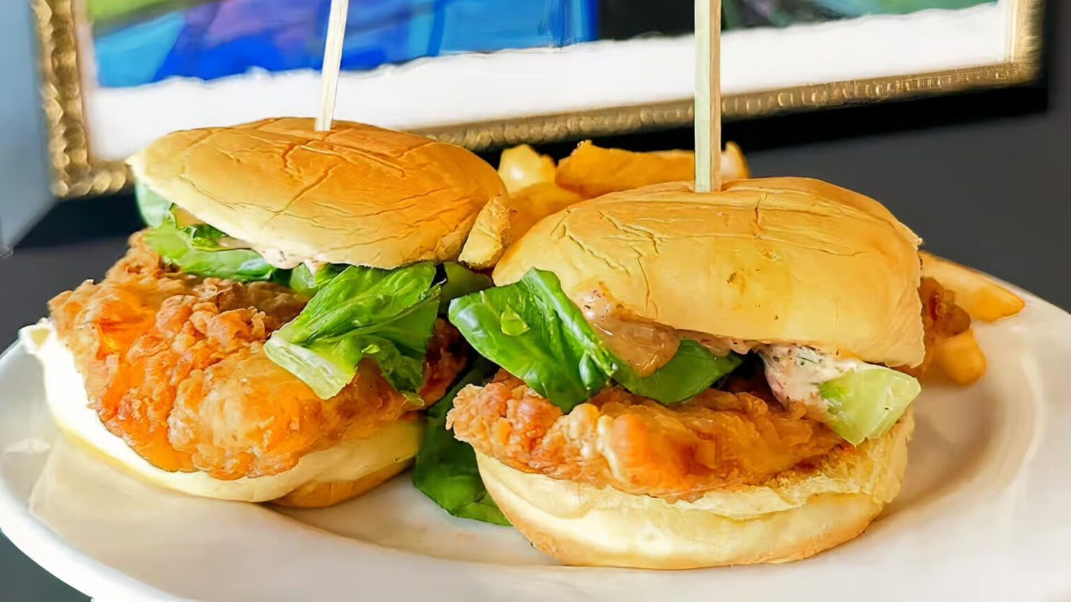 Food – Luna Bar & Grill
